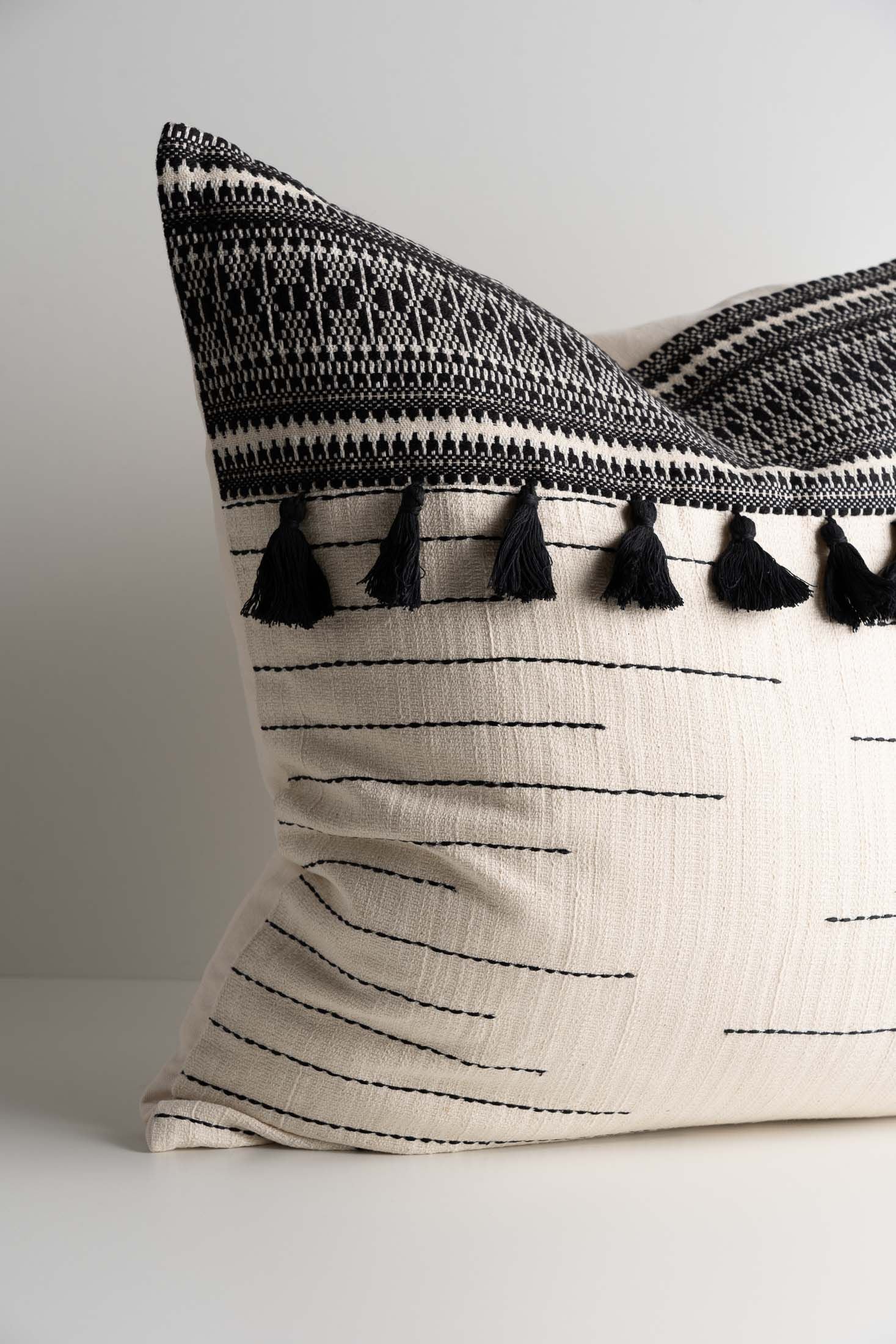 Mercado Pillow – Shoppe Refined