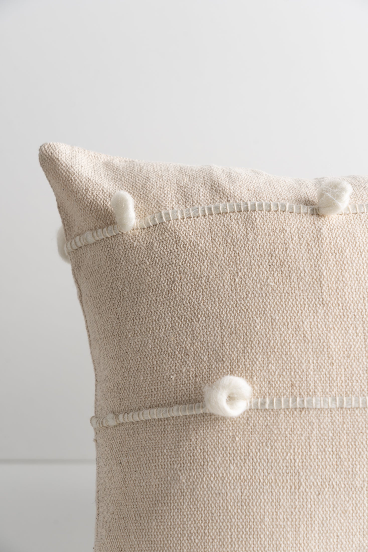 Erica Cream with White Detail - 13" x 21" – Shoppe Refined